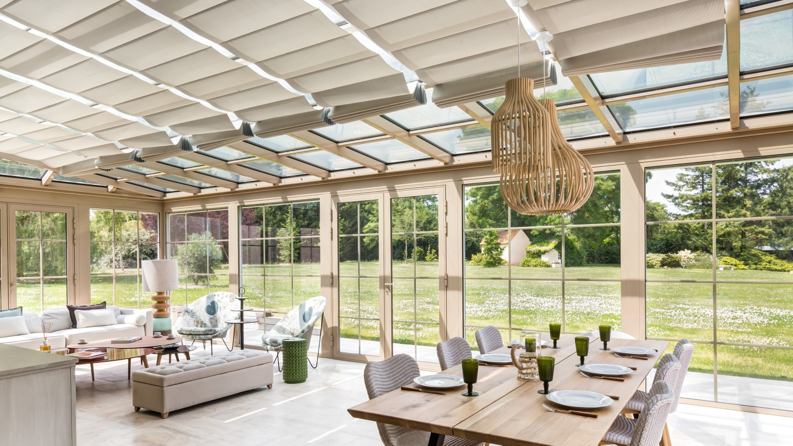 Guide - Quels stores de véranda sur-mesure choisir ? | Komilfo